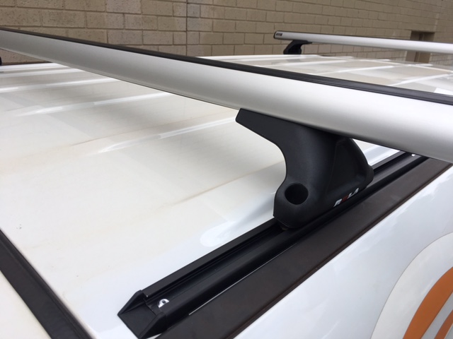 Hyundai iLoad & Imax 2008 - Sept 2021 Rola Heavy Duty Track Mount Roof ...