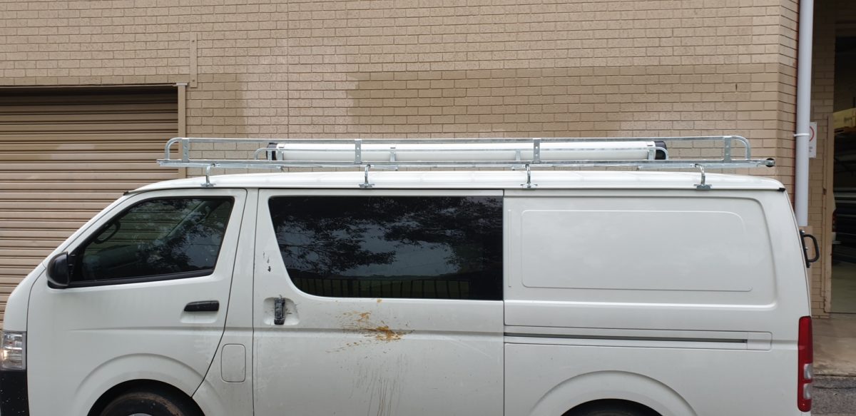 Van Galvanised Toyota Hiace 03/05-05/19 Full Roof Rack 3.3 x 1.5 x 0 ...