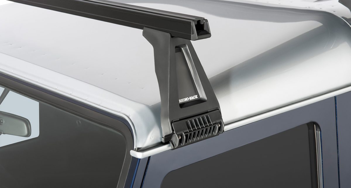 LandRover Defender 110-130 (1993-2020) Commercial Rhino Black 3 Bars ...