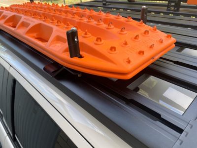 MaxTrax Holder Brackets(pr) with 4 x MaxTrax pins - Roof Rack World