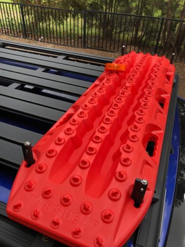 MaxTrax Holder Brackets(pr) with 4 x MaxTrax pins - Roof Rack World