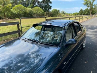 Holden Commodore VY-VZ 4dr Sedan & Wagon Solid Windscreen Sunvisor ...