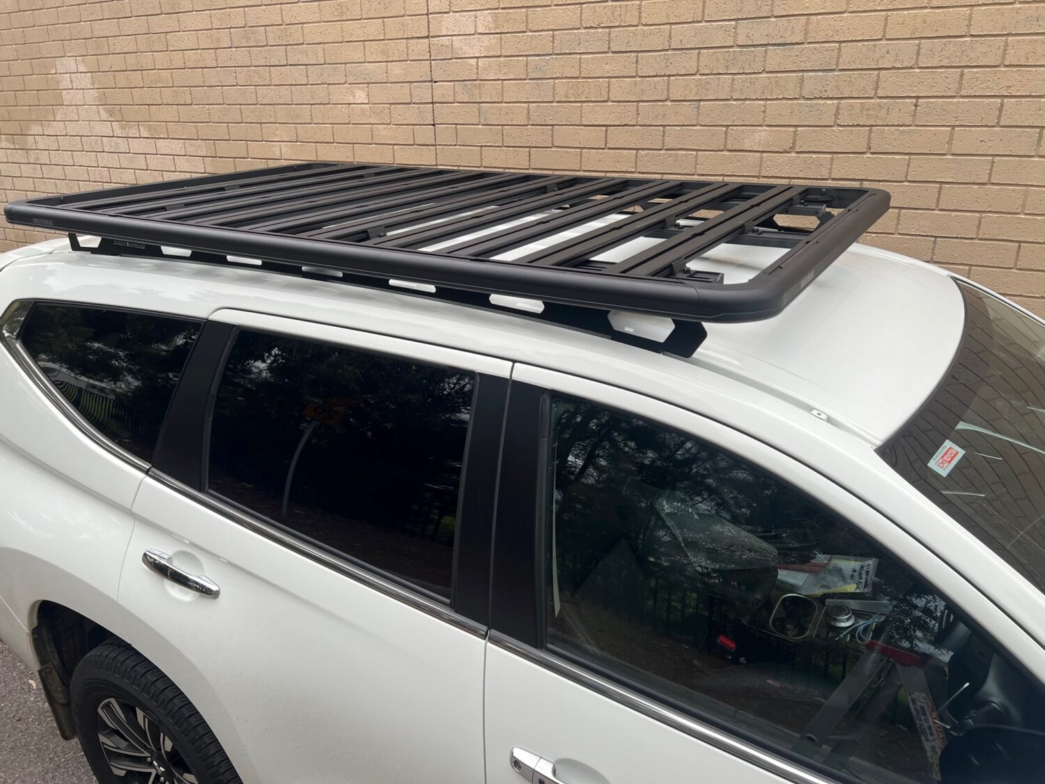 Mitsubishi Pajero Sport Yakima RuggedLine Platform (1930x1300mm ...