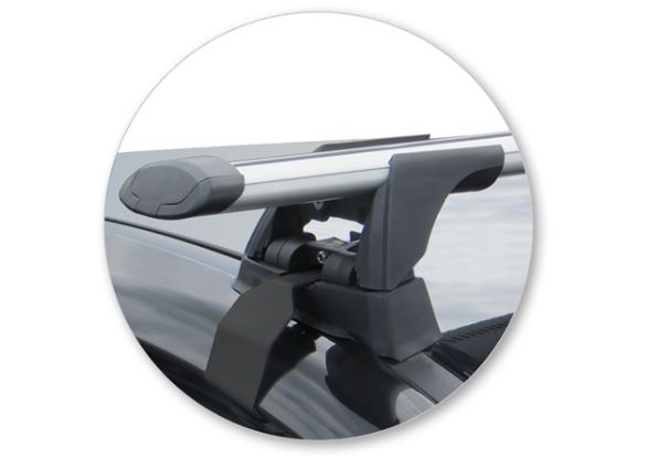 Suzuki Swift 5dr Hatch 06/2017onwards Yakima Silver Through Bar Roof ...